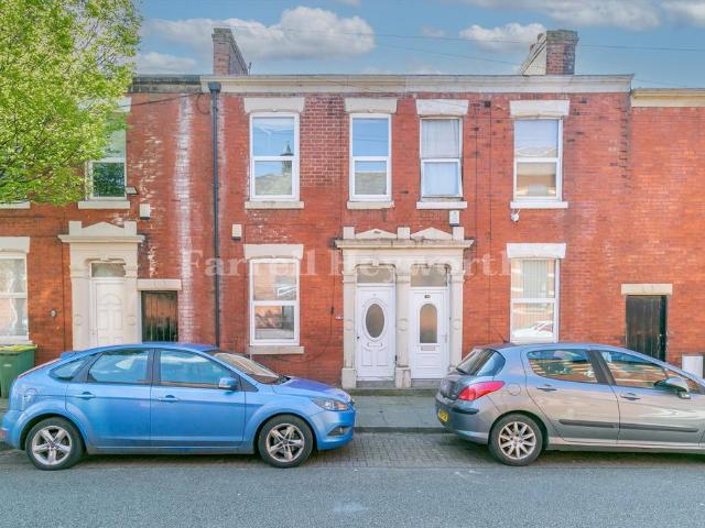 5 bedroom house for sale