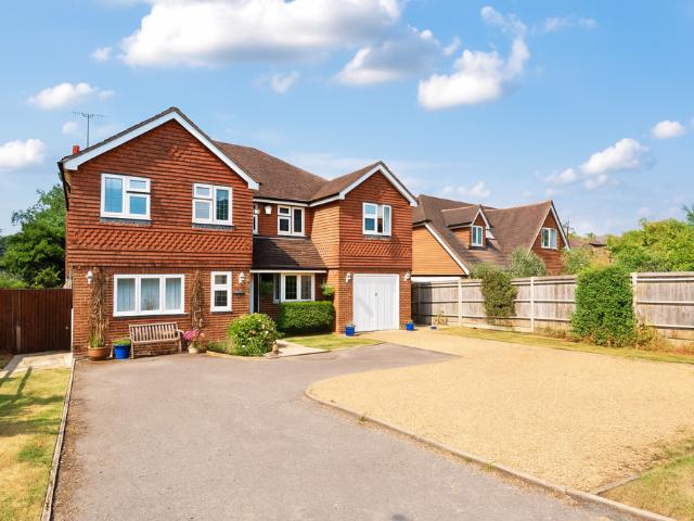 5 bedroom house for sale