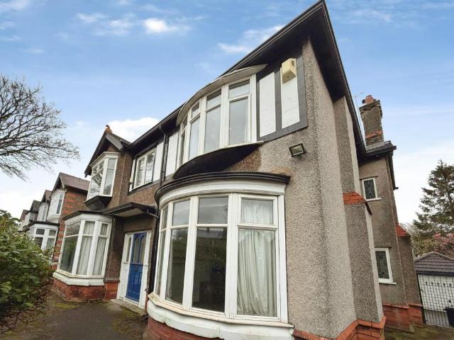 5 bedroom house for sale