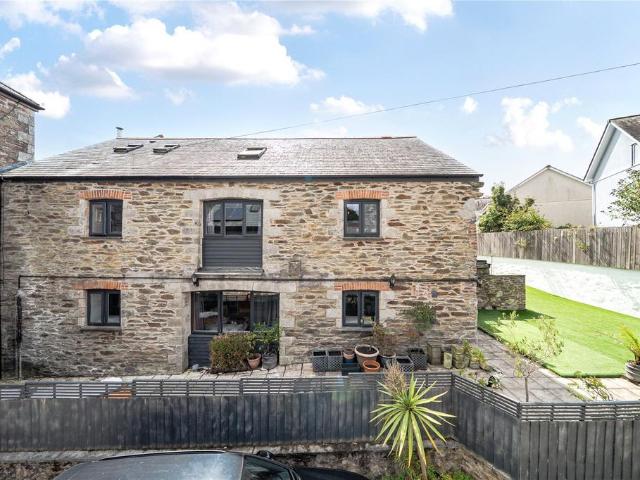 5 bedroom house for sale