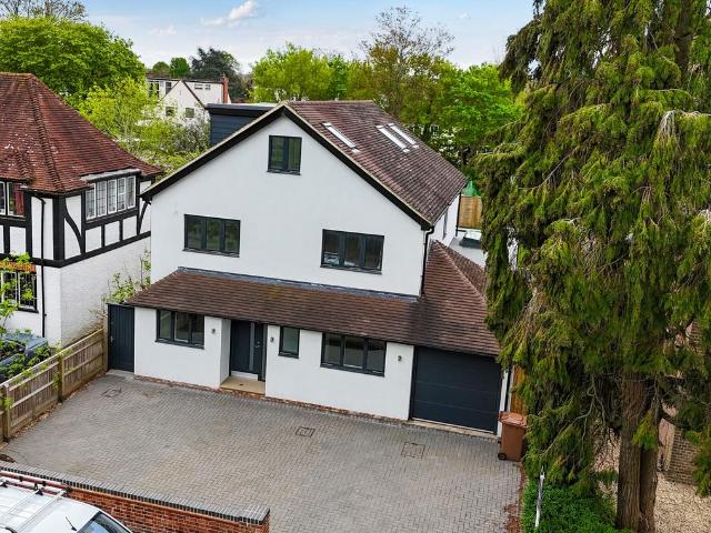 5 bedroom house for sale