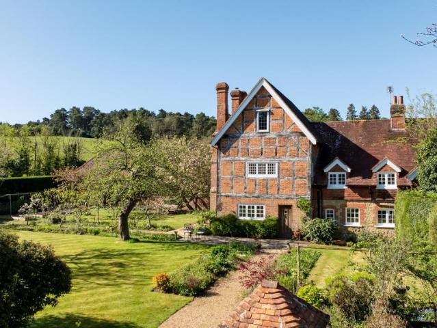 5 bedroom house for sale