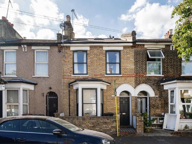 5 bedroom house for sale