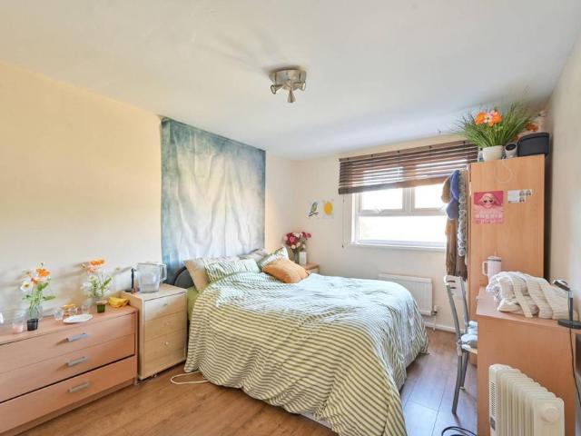 5 bedroom house for sale
