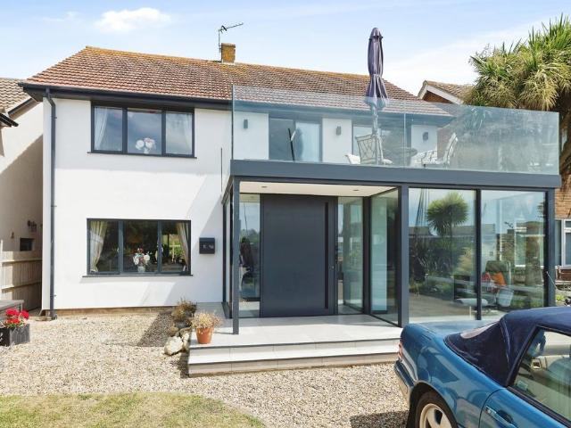 5 bedroom house for sale