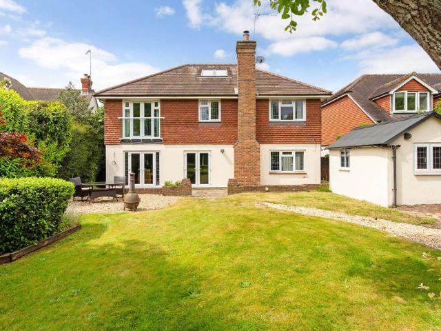 5 bedroom house for sale