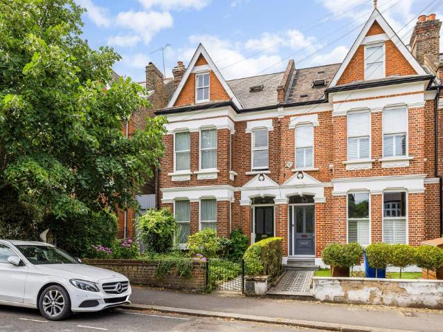 5 bedroom house for sale