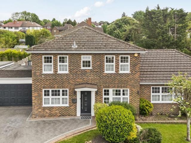 5 bedroom house for sale