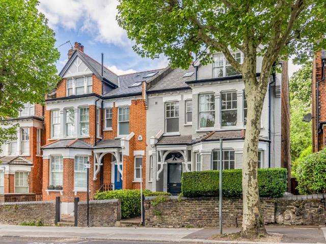 5 bedroom house for sale