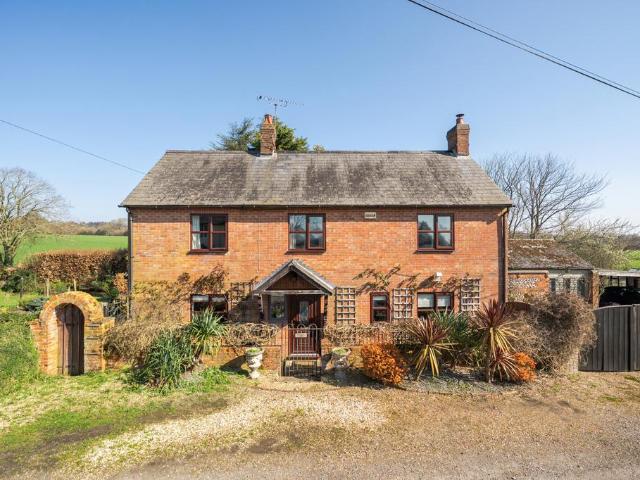 5 bedroom house for sale