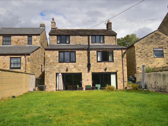 5 bedroom house for sale