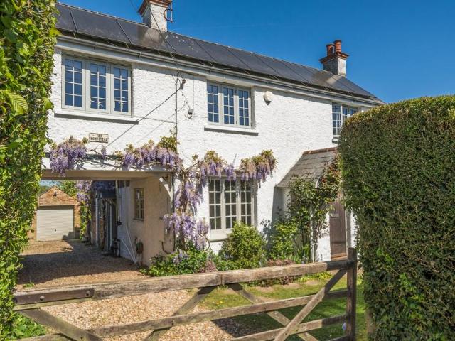 5 bedroom house for sale