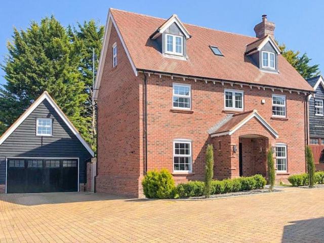 5 bedroom house for sale
