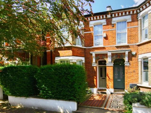 5 bedroom house for sale
