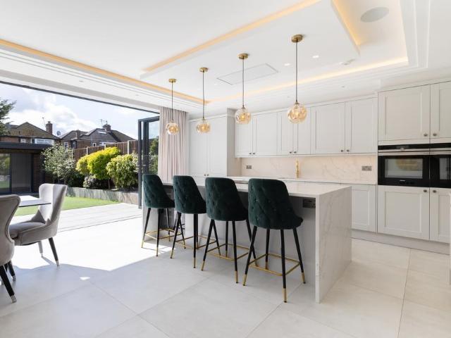 5 bedroom house for sale