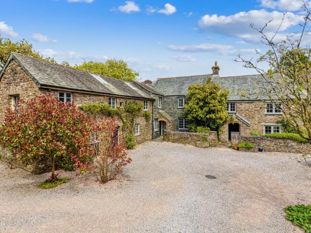 5 bedroom house for sale