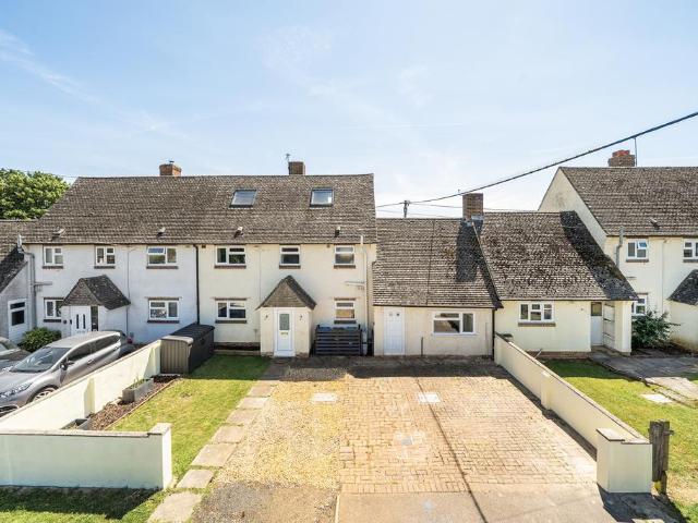 5 bedroom house for sale