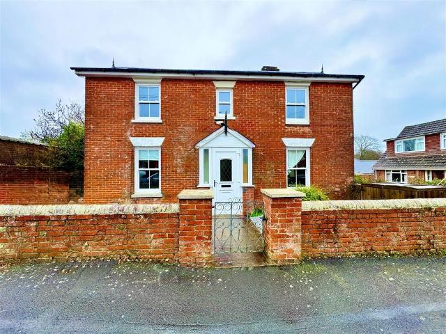 5 bedroom house for sale