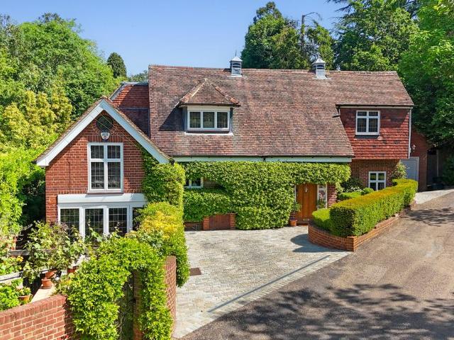 5 bedroom house for sale