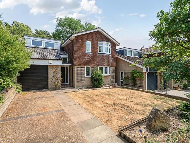 5 bedroom house for sale