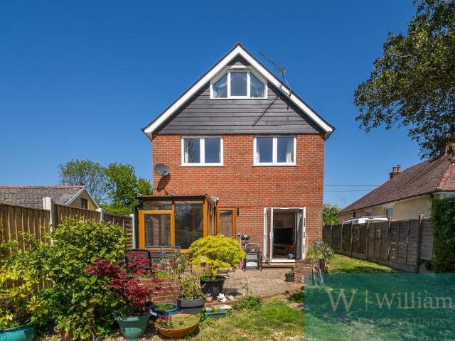 5 bedroom house for sale