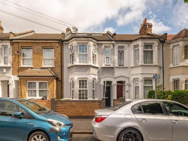 5 bedroom house for sale