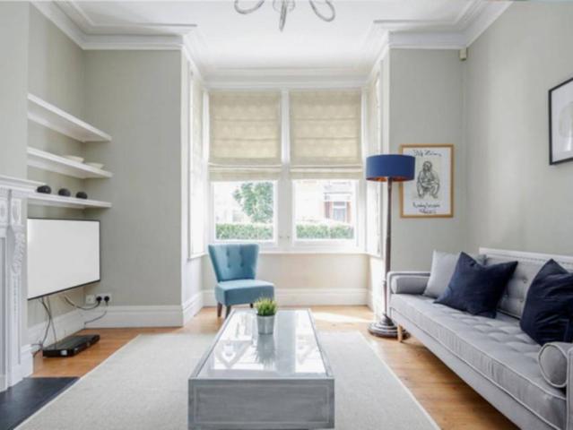 5 bedroom house for sale