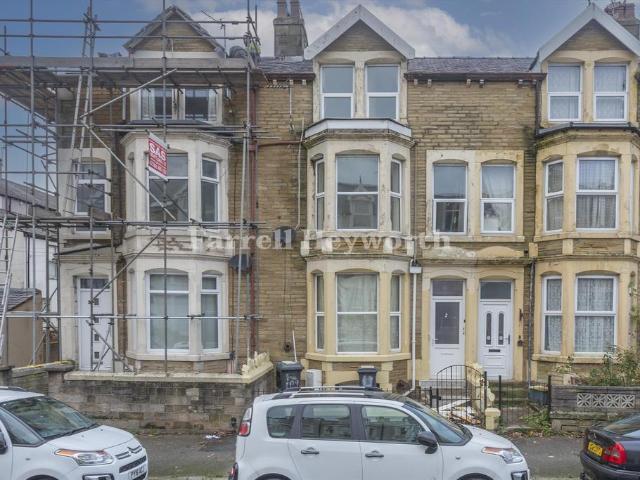 5 bedroom house for sale
