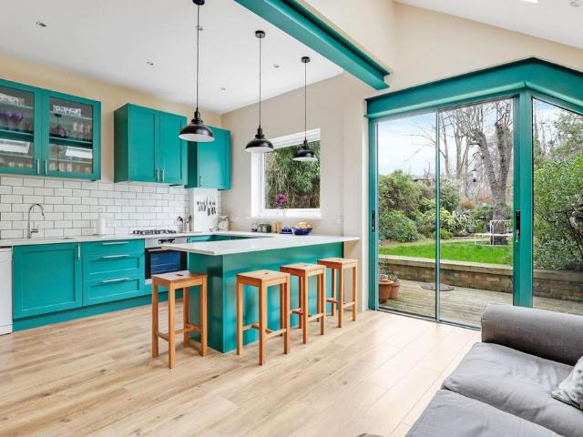 5 bedroom house for sale