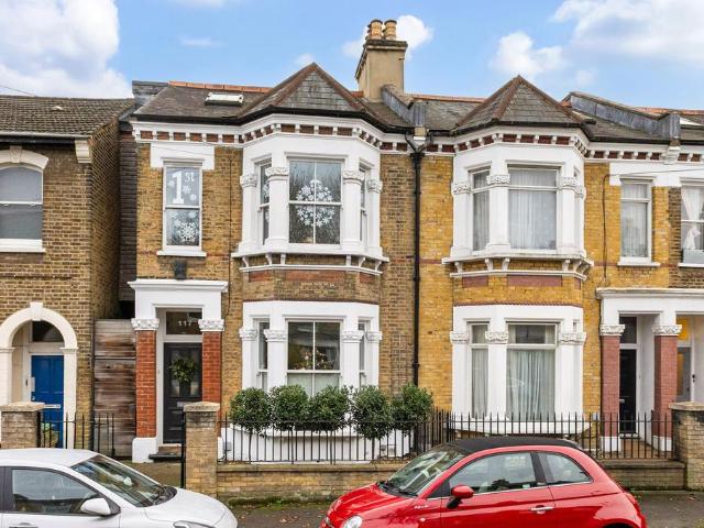 5 bedroom house for sale