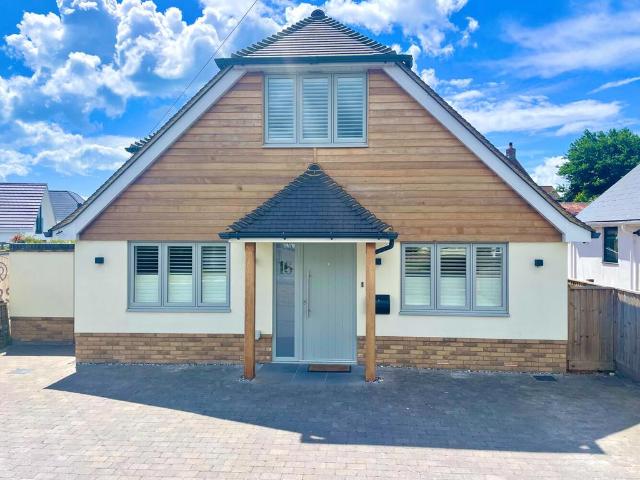 5 bedroom house for sale