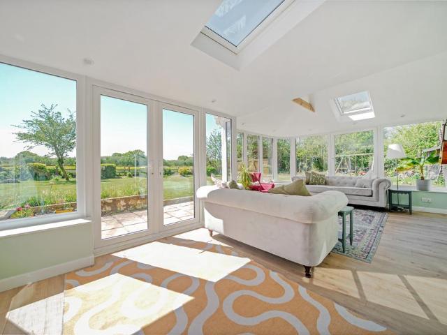 5 bedroom house for sale