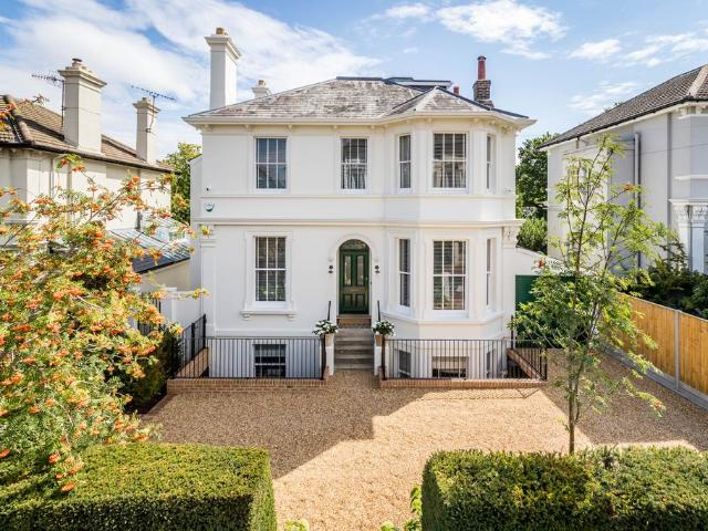 5 bedroom house for sale