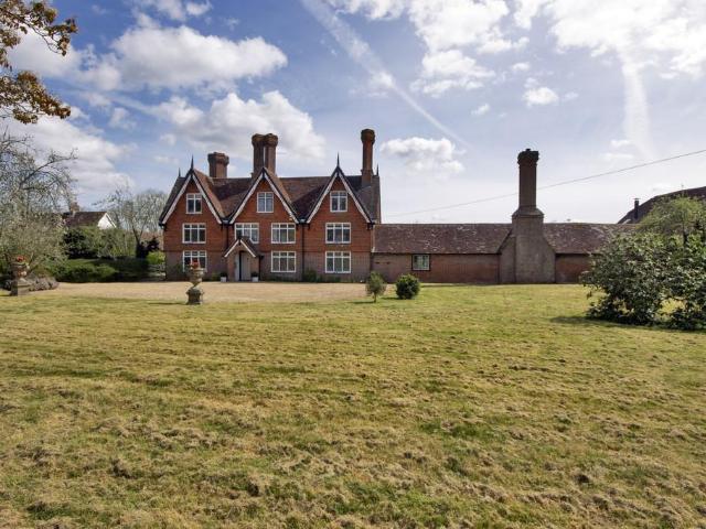 5 bedroom house for sale