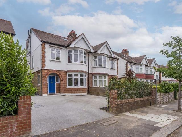 5 bedroom house for sale