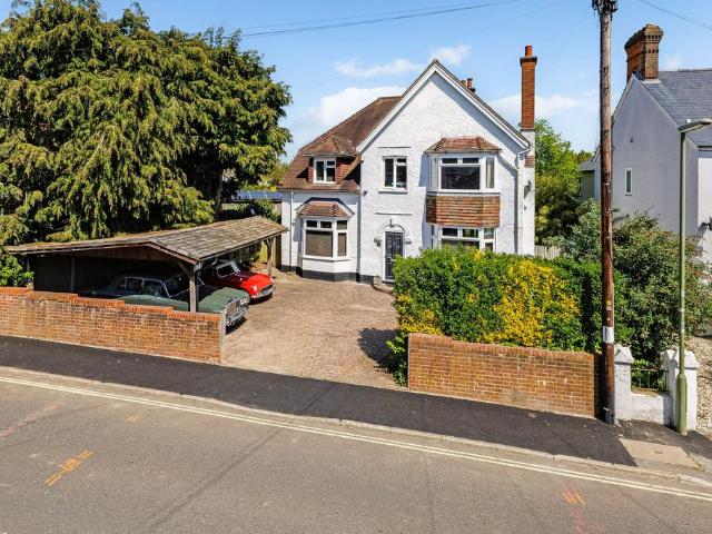 5 bedroom house for sale