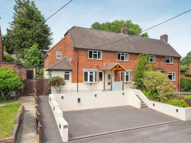 5 bedroom house for sale