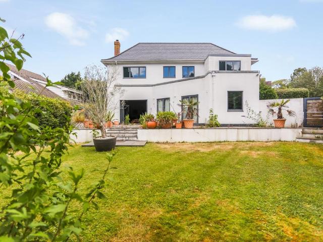 5 bedroom house for sale