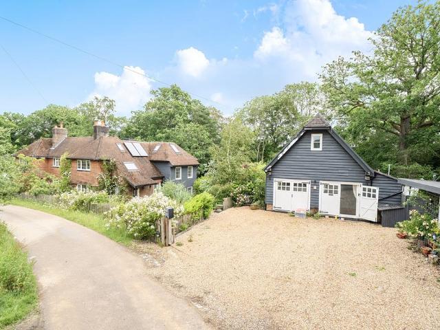 5 bedroom house for sale