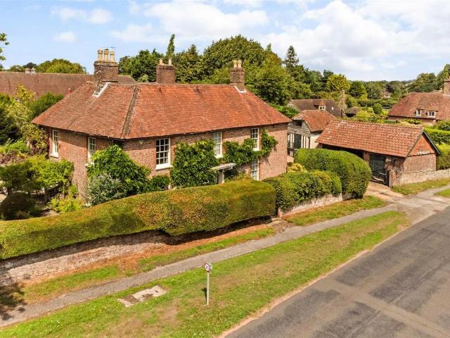 5 bedroom house for sale