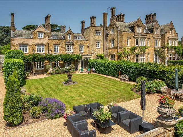 5 bedroom house for sale
