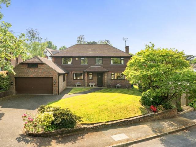 5 bedroom house for sale