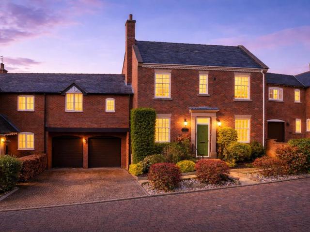 5 bedroom house for sale