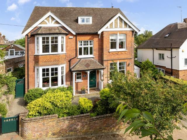 5 bedroom house for sale