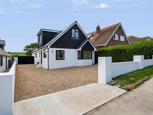 5 bedroom house for sale