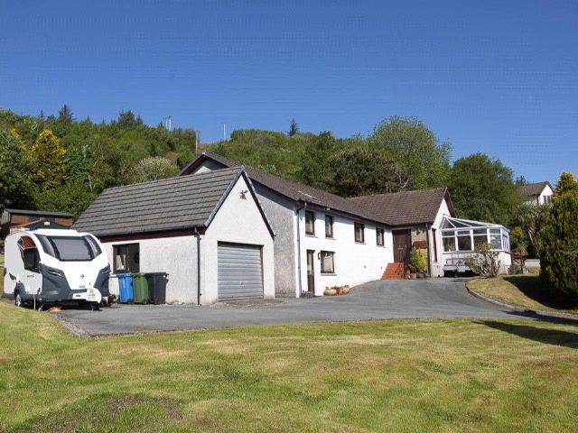 5 bedroom house for sale