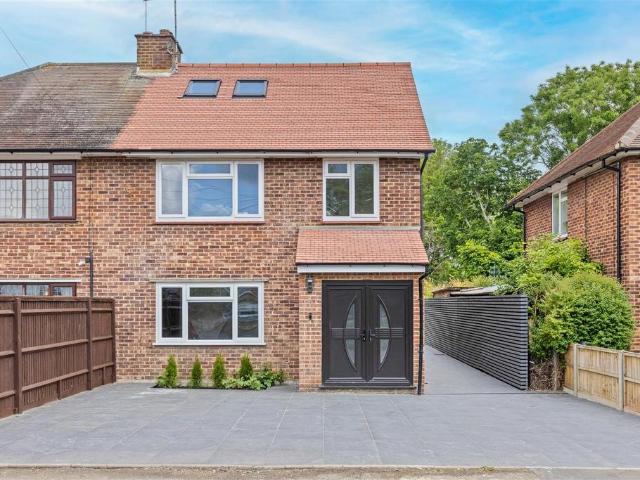 5 bedroom house for sale