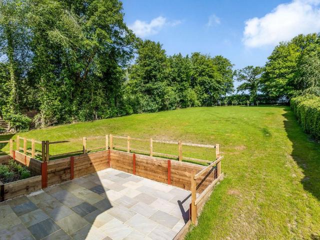 5 bedroom house for sale