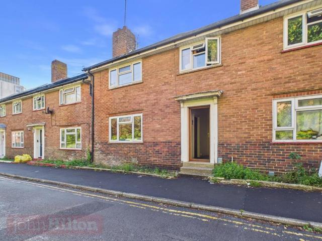 5 bedroom house for sale