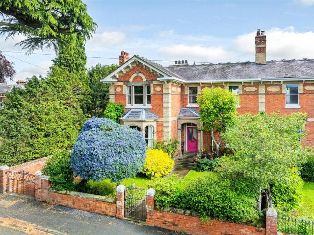5 bedroom house for sale